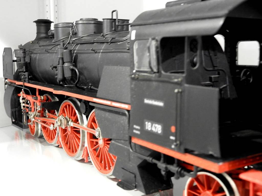 Spur 1 Märklin BR18 Dampflok 54561. Digital, Sound. Spur1 im Kanton ...