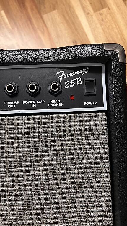 Fender Frontman 25B Bass Amplifier 25 W (PR 499) im Kanton Aargau ...
