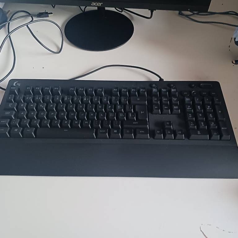 Logitech G213 Prodigy Gaming Tastatur- kaum benutzt im Kanton Thurgau ...