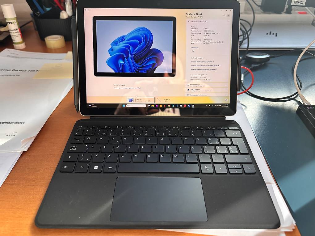 Microsoft Surface Go 4,Windows 11 Pro,Garanzia fino a Luglio - tutti.ch