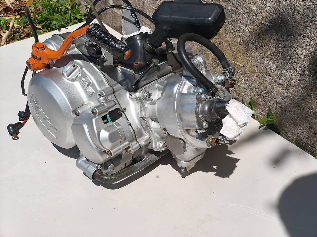Motore YAMAHA DT 125 TZR 4BL 4DK 3ME, revisionato im Kanton Tessin ...