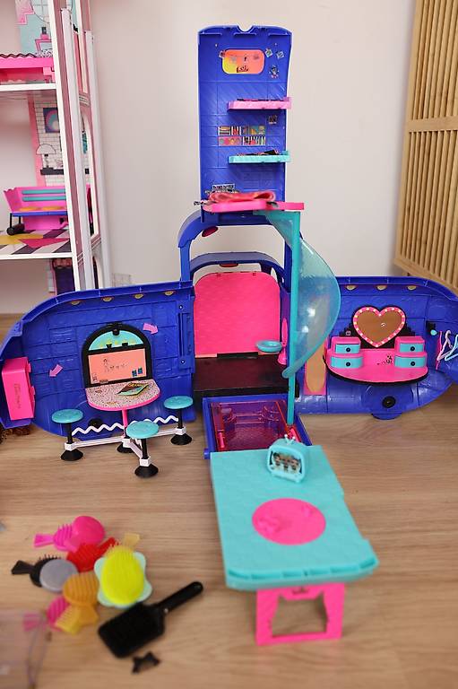 LOL MEGA SET!!! kleine LOL Puppen, grosse LOL Puppen ... im Kanton St ...