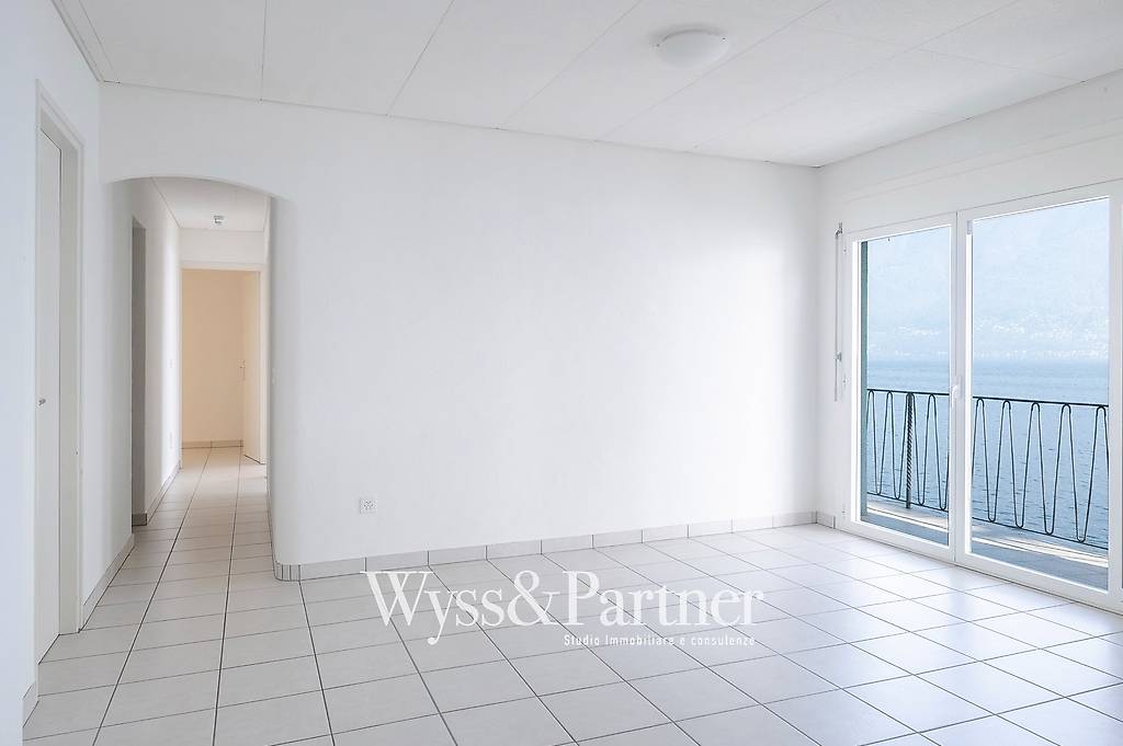 Porto Ronco - luminoso 3.5 locali sul lago im Kanton Tessin mieten ...