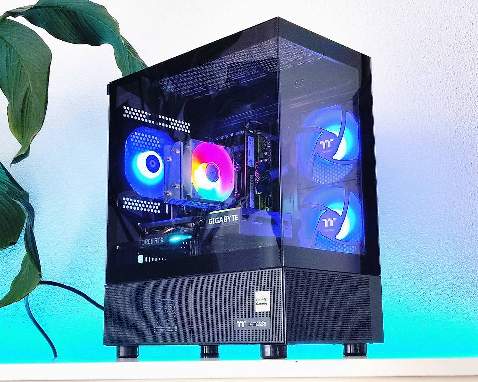 Nvidia RTX Workstation PC/ 64GB Ram & Gaming GTA,PUBG,Fort.. im Kanton ...