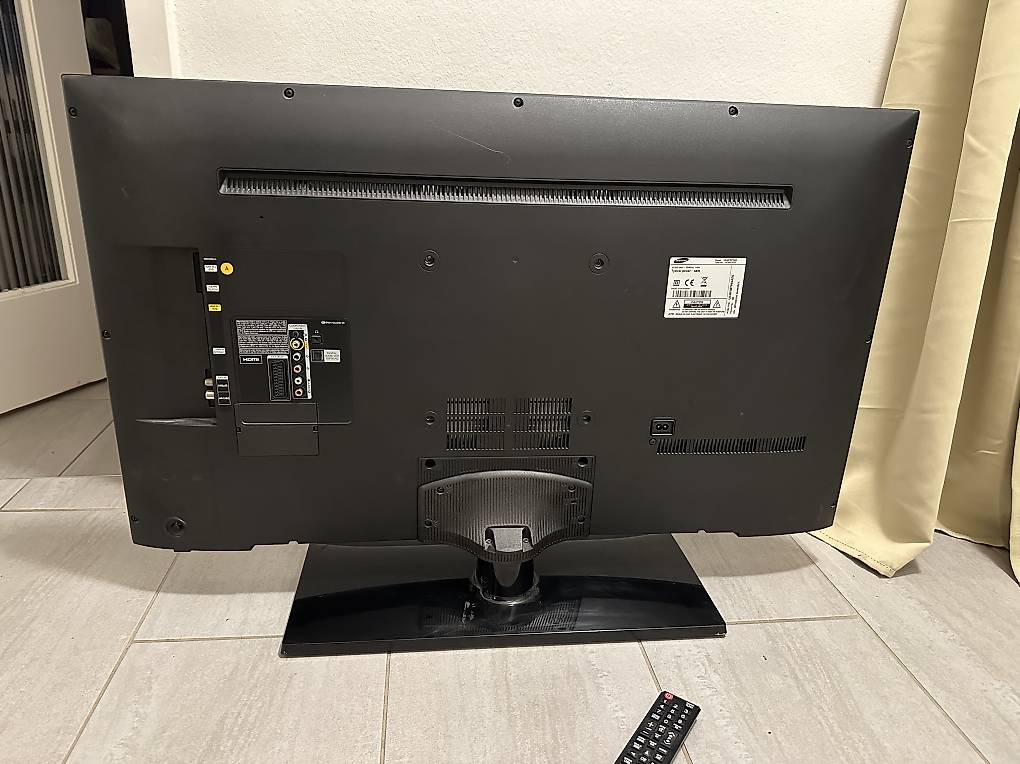 Samsung Led TV 42 Zoll im Kanton Aargau - tutti.ch
