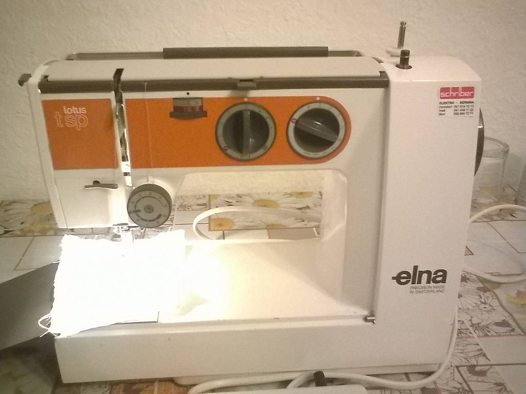 Nähmaschine Elna Lotus.tsp im Kanton Basel-Landschaft - tutti.ch