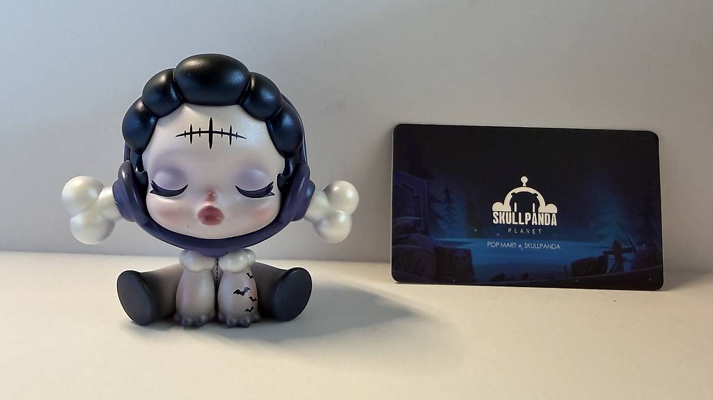 Skullpanda Popmart Original Figur im Kanton Bern - tutti.ch