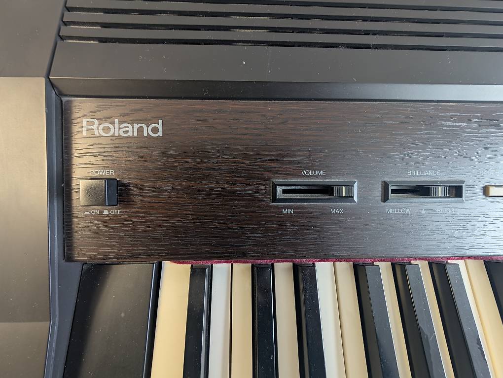 Roland Digital Piano HP-3000S Top Zustand im Kanton Aargau - tutti.ch