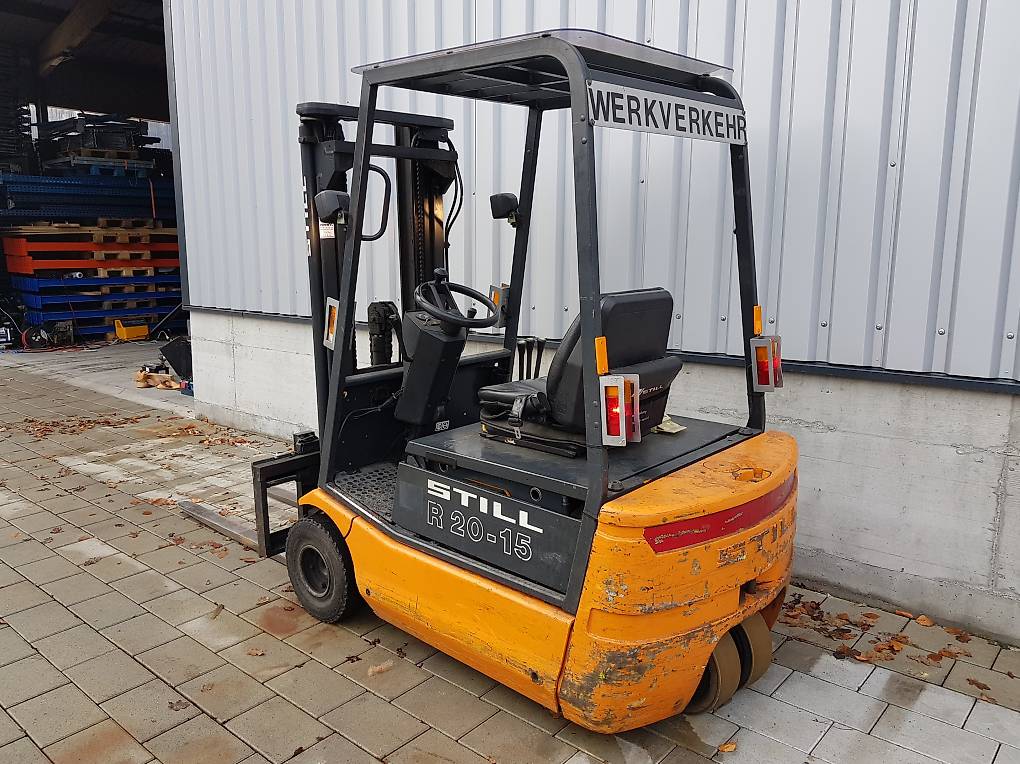 Stapler Still R20-15 mit Triplex Hub 430cm im Kanton Thurgau - tutti.ch