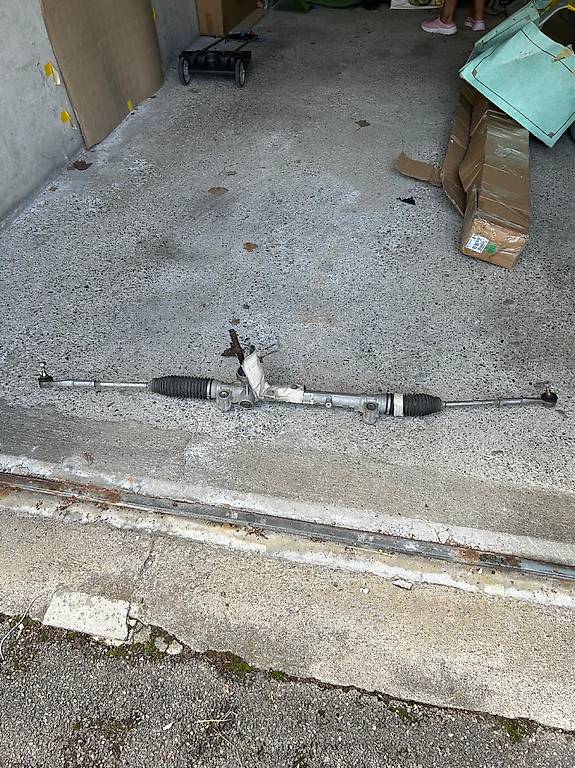 Feux arrières et crémaillère de direction Fiat 500X 1.4 im Kanton ...