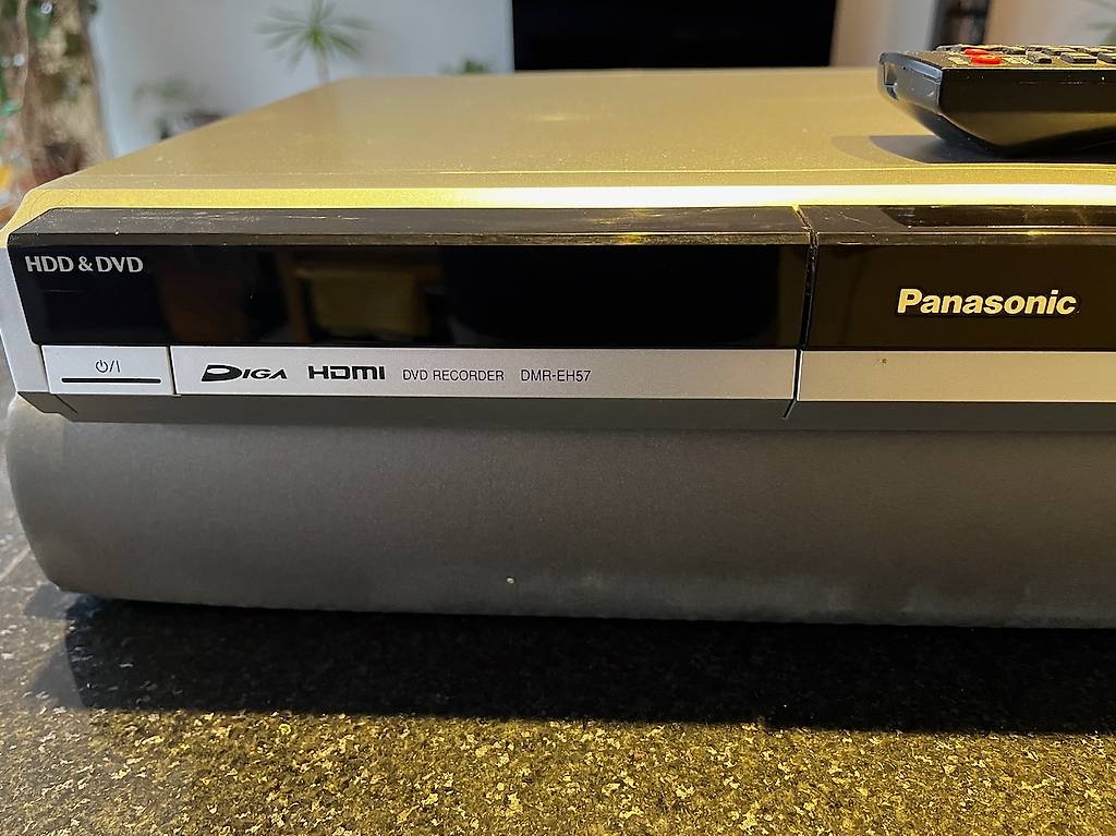 Panasonic DMR-EH57EC | DVD / Hard Disk Recorder (160 GB) im Kanton Bern ...