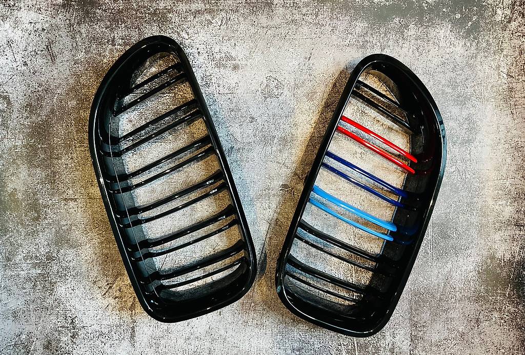 BMW Nieren, M Doppelspeichen M Color für 3 er E90 E91 LCI im Kanton Solothurn - tutti.ch