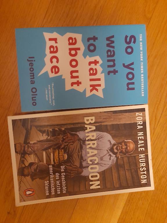 Rassismus Bücher; talk about race, Barracon im Kanton Bern - tutti.ch