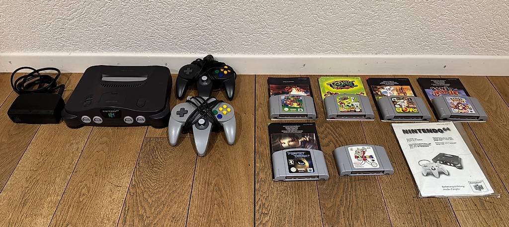 Nintendo 64 mit 2 Konsolen & 6 Games im Kanton Aargau - tutti.ch