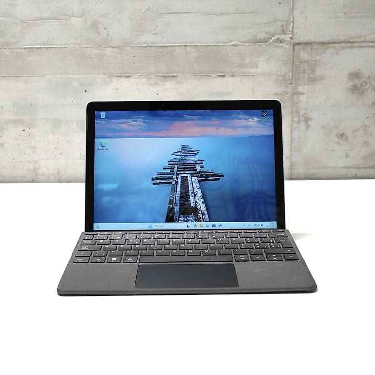 Microsoft Surface Go 2 mit Type Cover im Kanton Aargau - tutti.ch