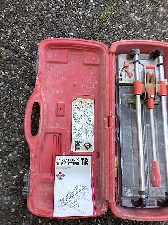 Rubi TR-400 Fliesenschneider, 17 Zoll / 420 mm im Kanton Bern - tutti.ch