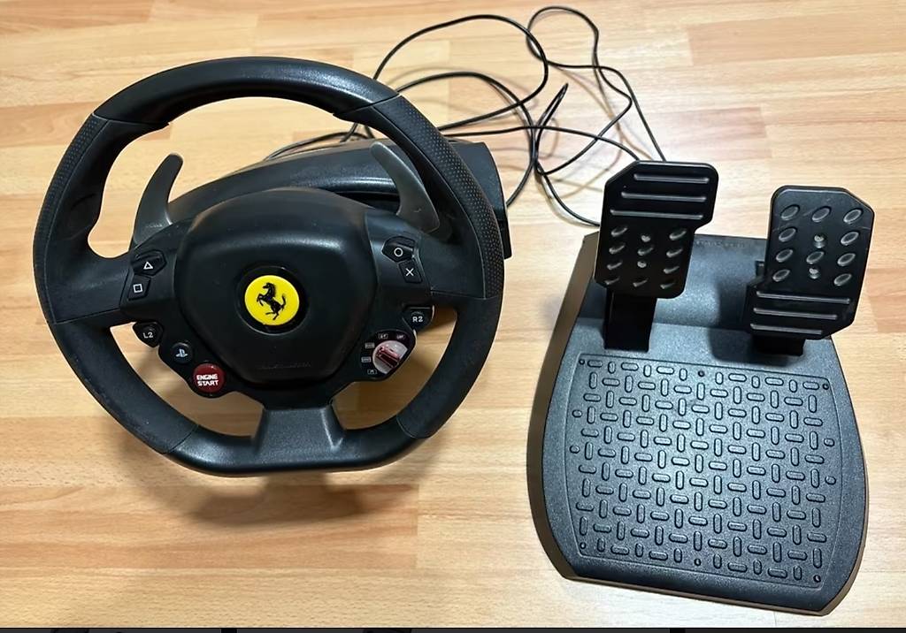 THRUSTMASTER T80 Ferrari PS4 im Kanton Schaffhausen - tutti.ch