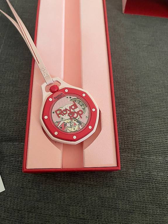 Audemars Piguet x swatch Royal Pop - Otto Rosso Cantone Ticino - tutti.ch