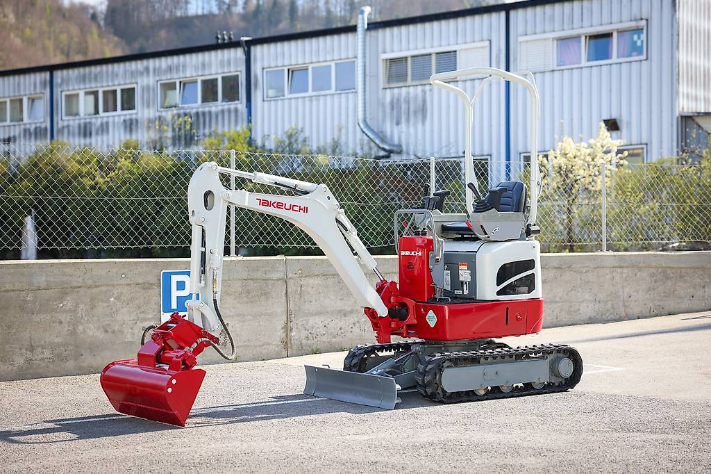 Mini pelle Takeuchi 1.2T - E.16.25 - minibagger Canton Vaud - tutti.ch