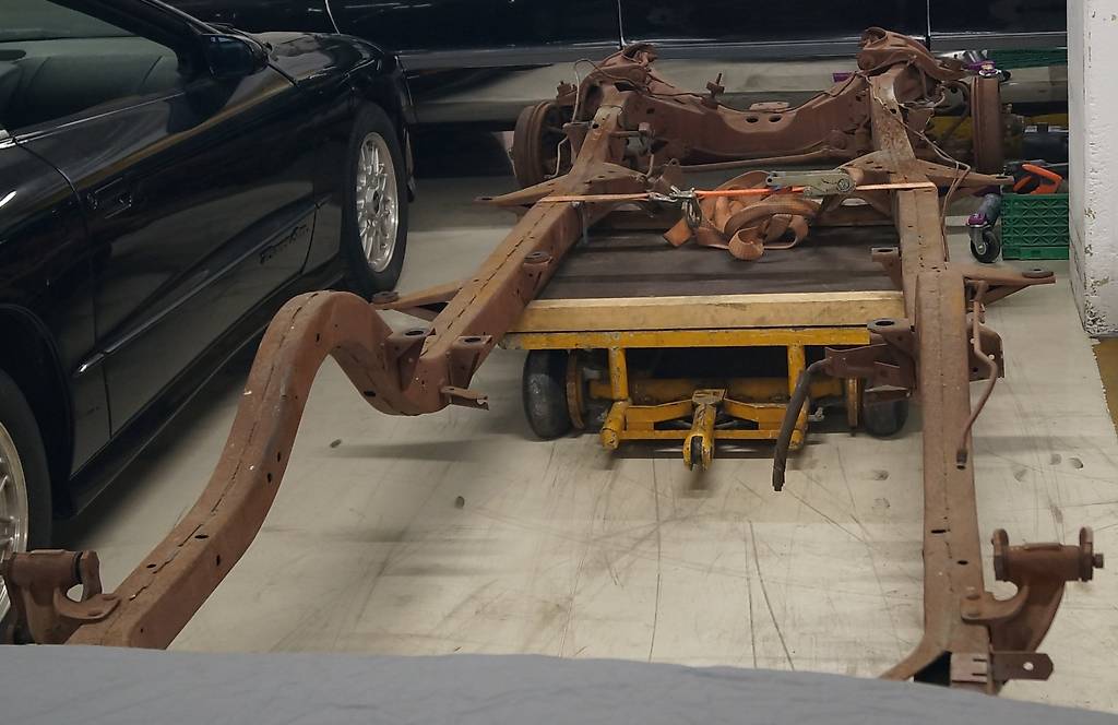 Chevrolet Bel Air 1955 1956 Fahrgestell Cassis Rahmen Frame im Kanton ...