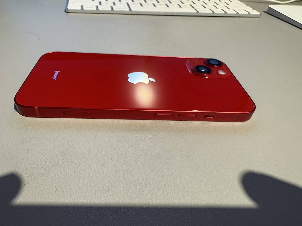 Apple iPhone 13 Red/Rot 128GB im Kanton Zürich - tutti.ch