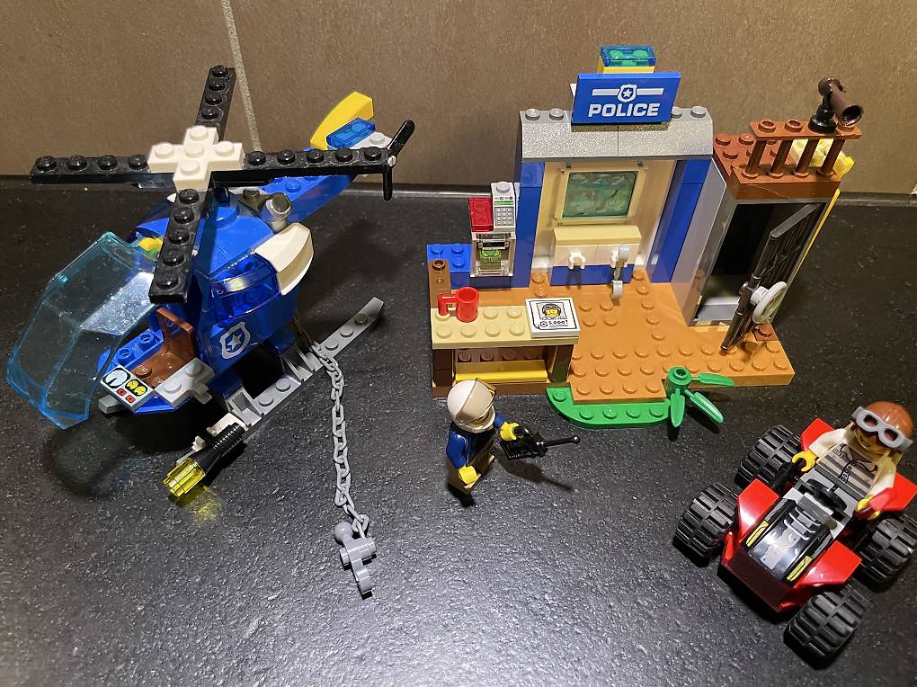 Lego 10751 :Juniors Gebirgspolizei im Kanton Basel-Landschaft - tutti.ch