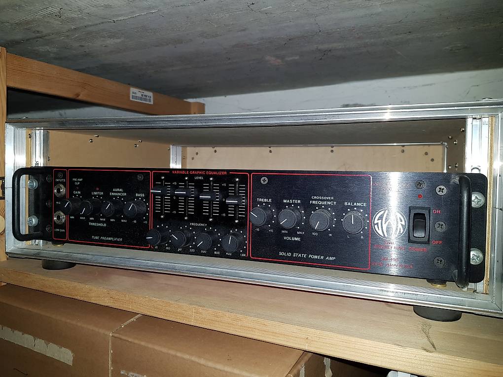 SWR SM400 Bassverstärker 400W inkl. 19" Flightcase 3HE im Kanton Zürich ...