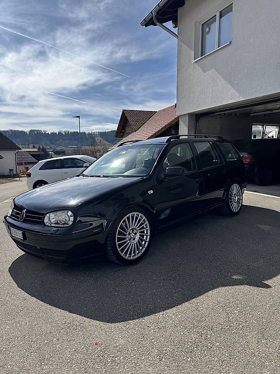 Golf 4 v6 variant 4motion Canton Jura - tutti.ch