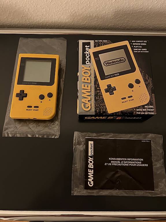 Nintendo Game Boy Pocket Gelb OVP im Kanton Basel-Landschaft - tutti.ch