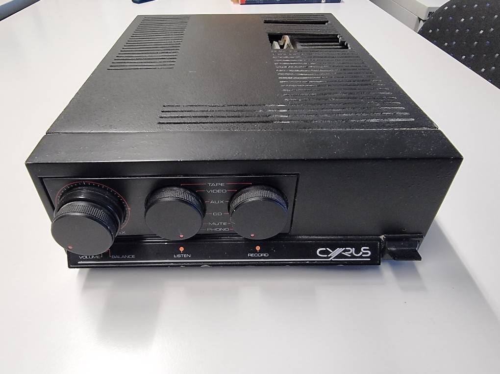 HIFI Mission Cyrus Verstärker, Anlage (inkl. Lautsprecher) im Kanton ...