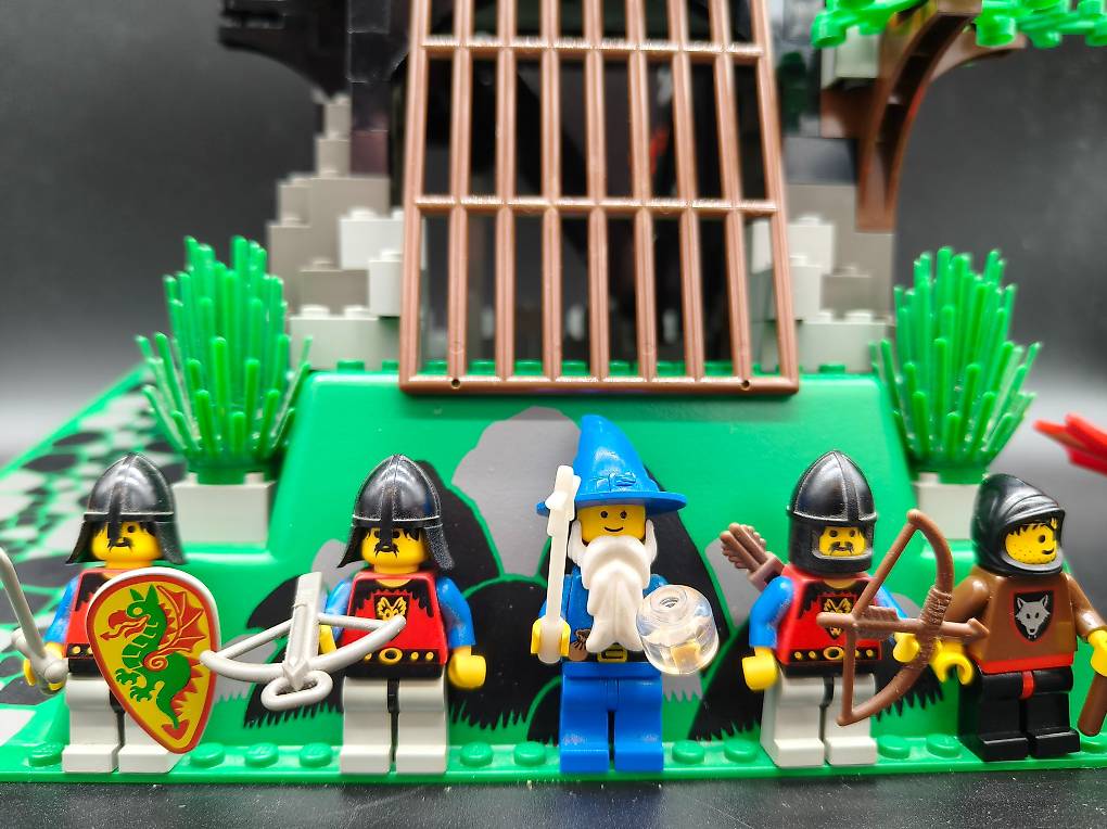 Lego 6082 Fire Breathing Fortress Ritterburg im Kanton Uri - tutti.ch