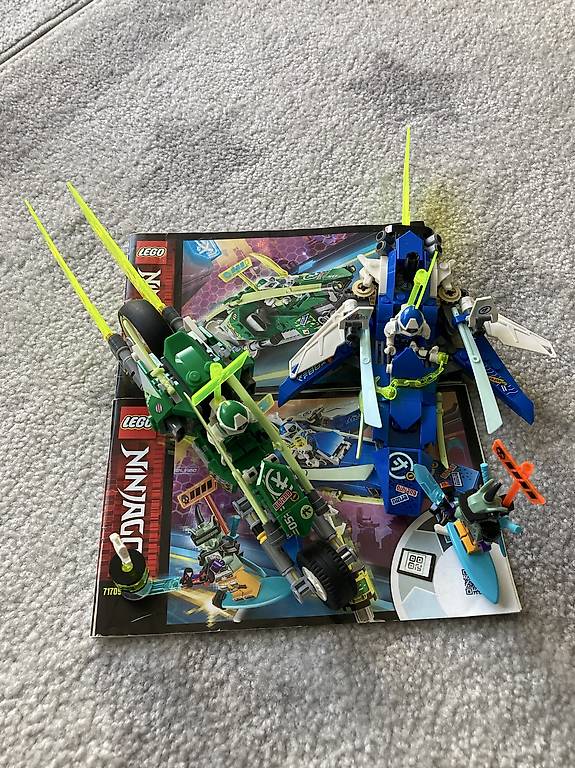 Lego Ninjago 71709 Jay and Lloyd's Velocity Racers! im Kanton St ...