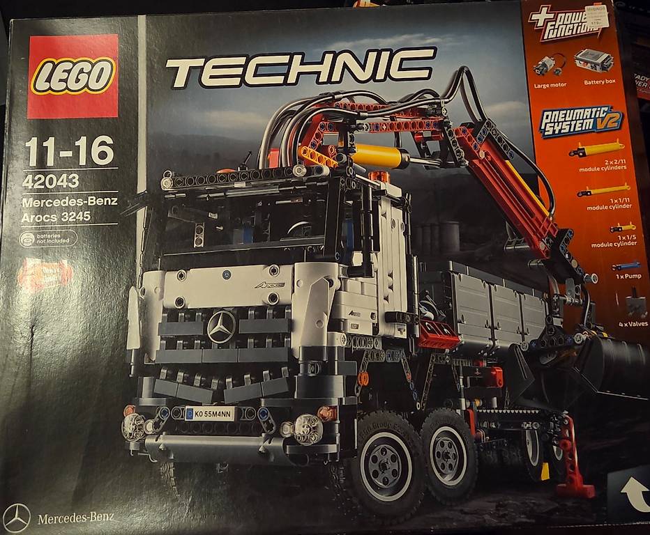 LEGO Technic Mercedes Arocs (42043) NEU+OVP im Kanton Basel-Landschaft ...