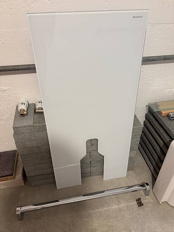 Schöner Geberit Monolith Spülkasten für Stand WC im Kanton Zürich ...
