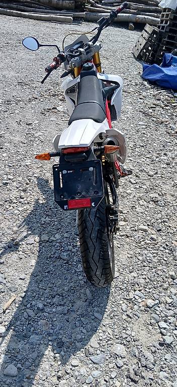 Vendo moto 50 cc valenti collaudata Cantone Ticino - tutti.ch