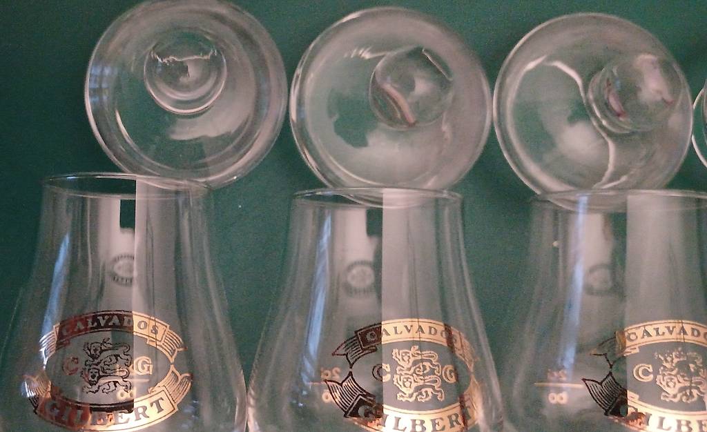 5 Gilbert Calvados Schnapsgläser mit Deckel im Kanton Zürich - tutti.ch