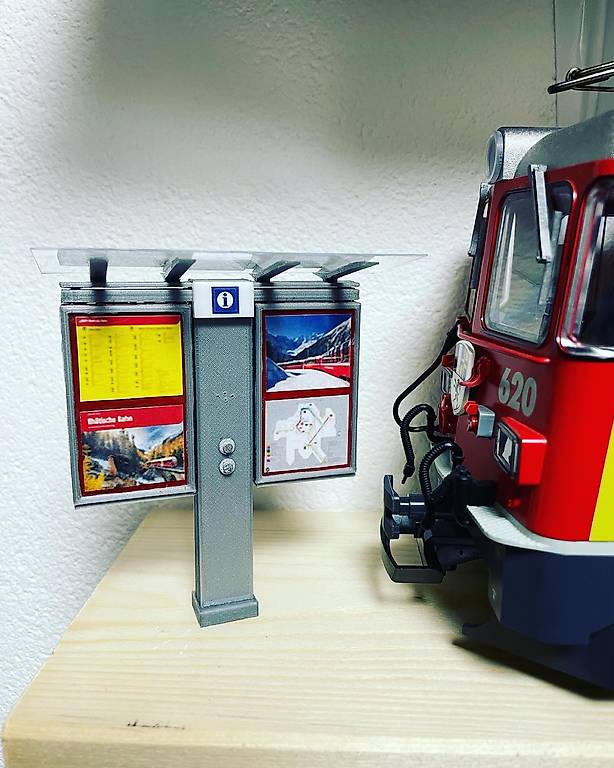 Scale Bahnhof "Info" Zeichen - SPUR G - FERTIG GEBAUT im Kanton Tessin ...