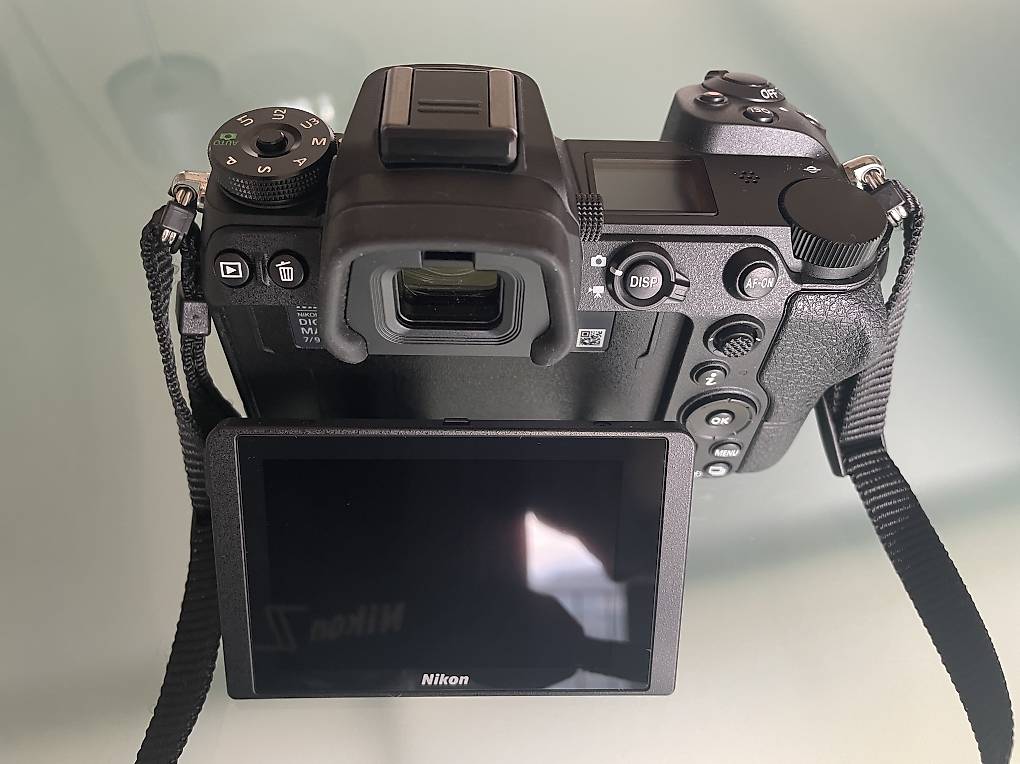PROMO come NUOVO Nikon Z6 + XQD + Manfrotto im Kanton Tessin - tutti.ch