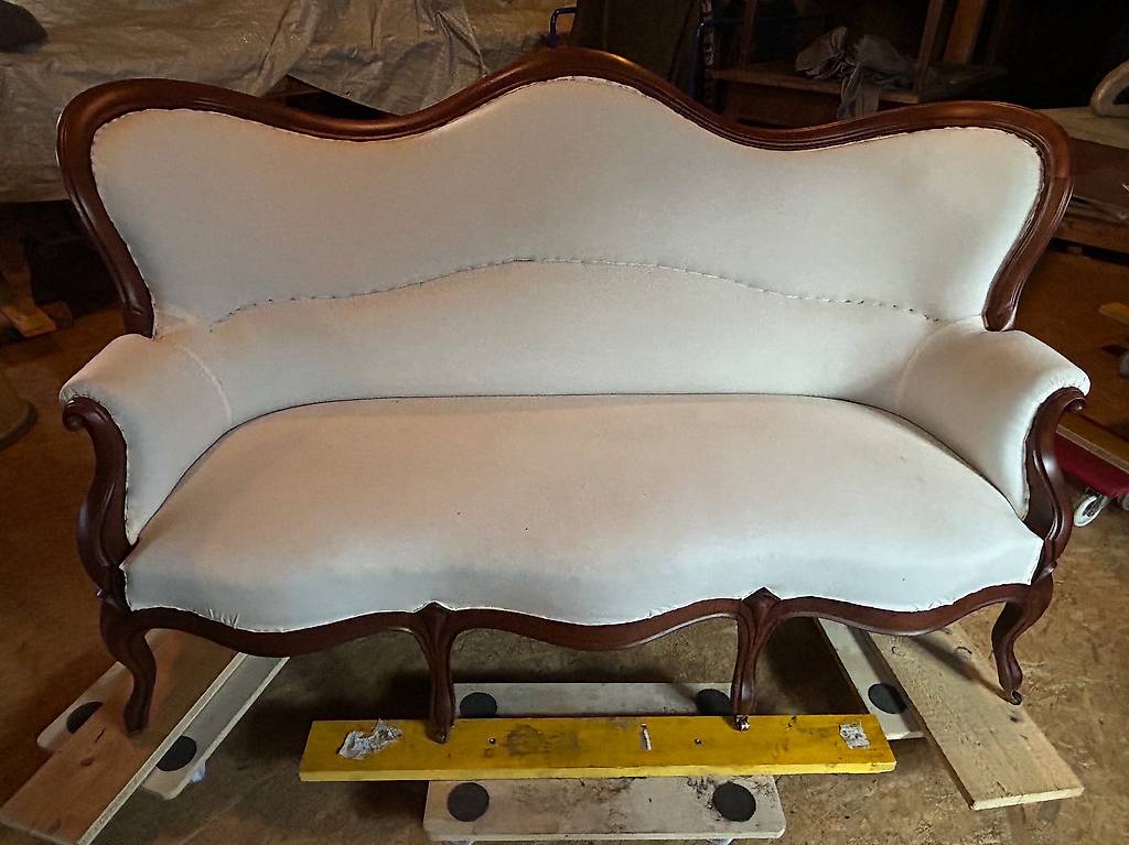 Louis Philippe Sofa mit Vor Stoff Hartholz, Kanneliert im Kanton Aargau - tutti.ch