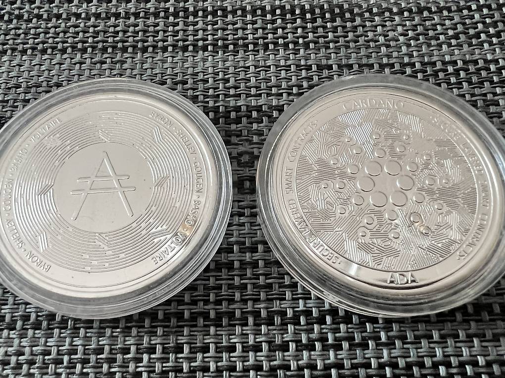 Cardano Ada Krypto Münze, Sammlermünze (Ø38mm) im Kanton Bern - tutti.ch