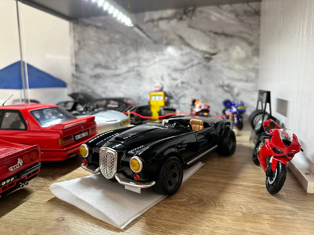 Lancia Aurelia B24 Spider UNIKAT modellauto 1/18 1:18 im Kanton Zürich ...