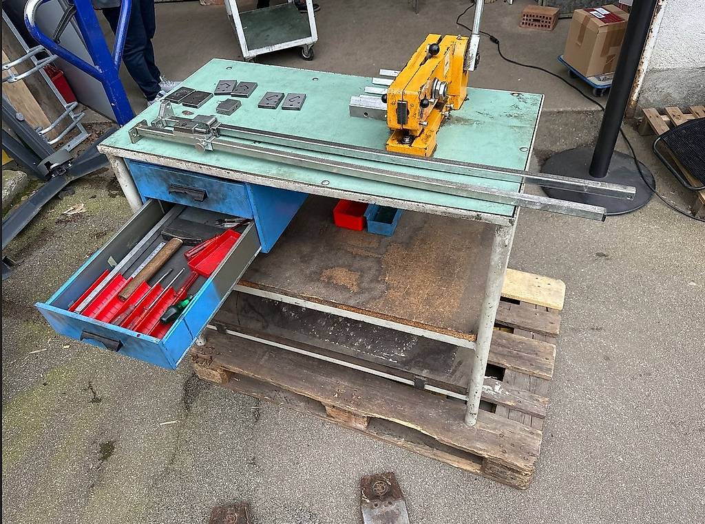 Profi Werkbank mit Häwa Profilschere inkl Schwere Metallplat Canton ...