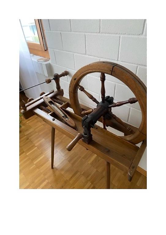 Original Spinnrad inkl. Spinndel aus dem Toggenburg im Kanton Nidwalden ...