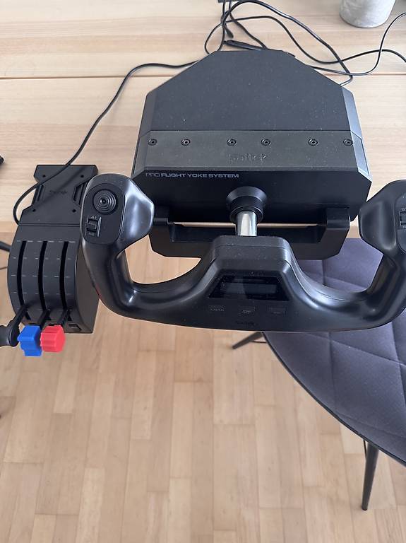 Logitech G Saitek Pro Flight Yoke System im Kanton Zürich - tutti.ch