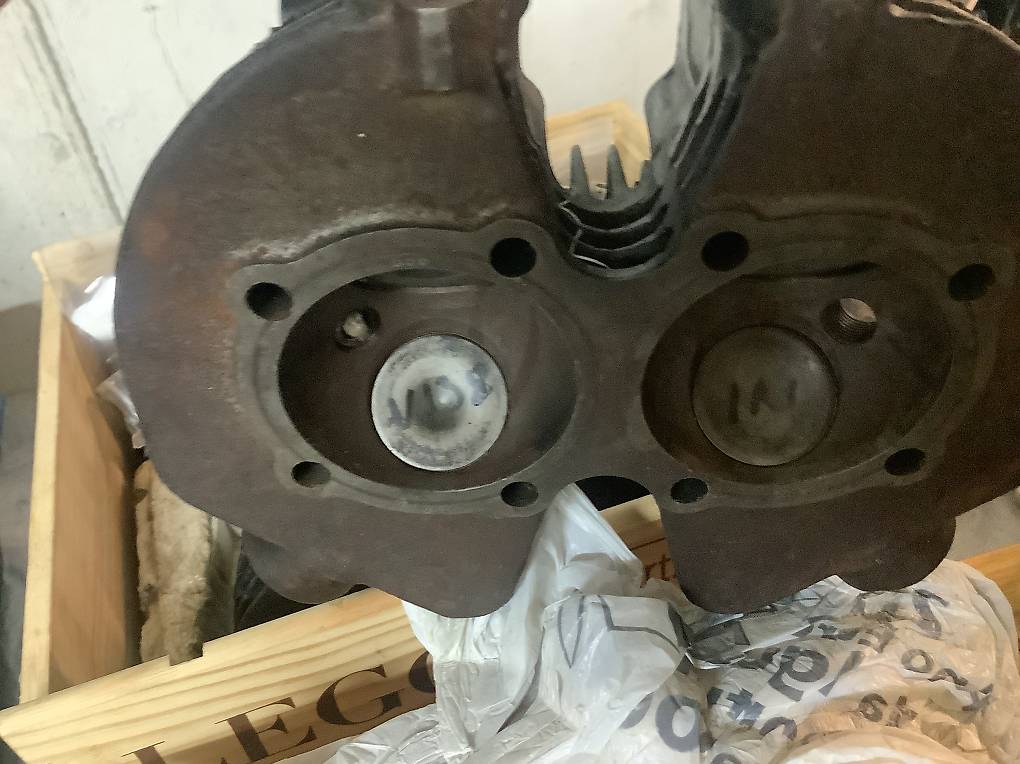 triumph pre unit zylinder/ kopf eisen im Kanton Zürich - tutti.ch