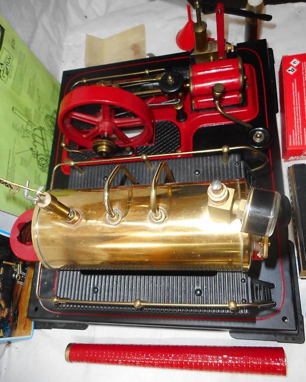 Dampfmaschine Wilesco D21 mit Zubehör neuwertig im Kanton Thurgau ...