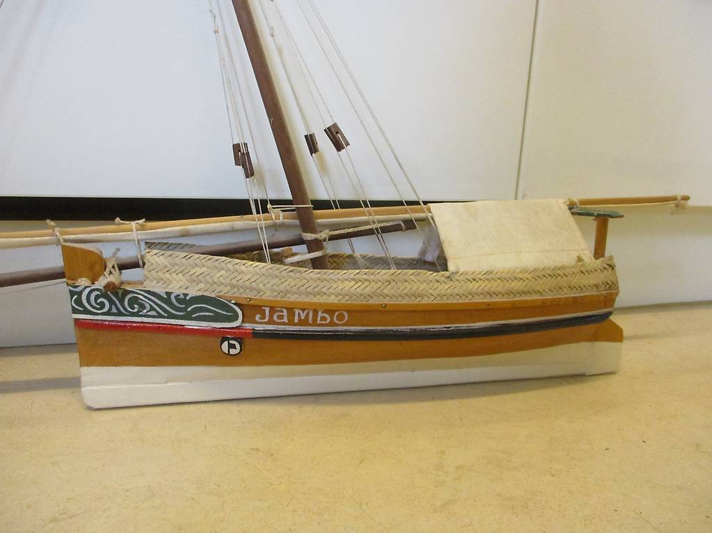Schiff-Modell Barke "Jambo" Dschunke Kenia Boot Holz-Schiff im Kanton ...