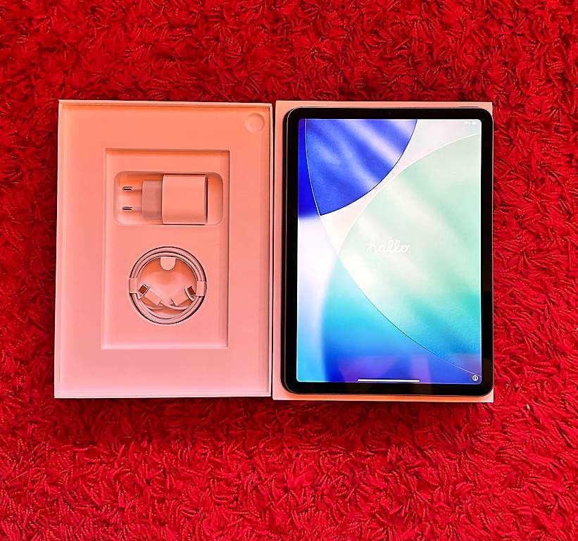 Apple iPad Air M1 (5. Gen) neuwertig in OVP im Kanton Bern - tutti.ch