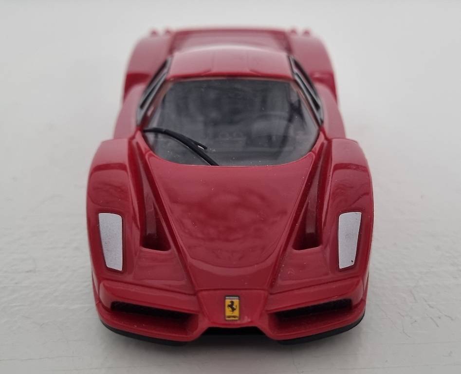 Enzo Ferrari Shell V-Power BBL 1:38 Rot Modellauto im Kanton Zürich ...