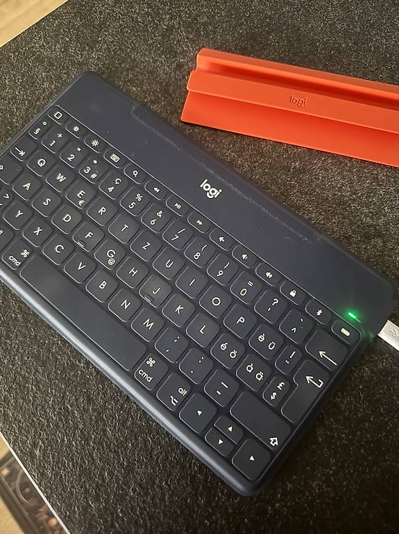 Logitech Tablet Tastatur im Kanton Luzern - tutti.ch